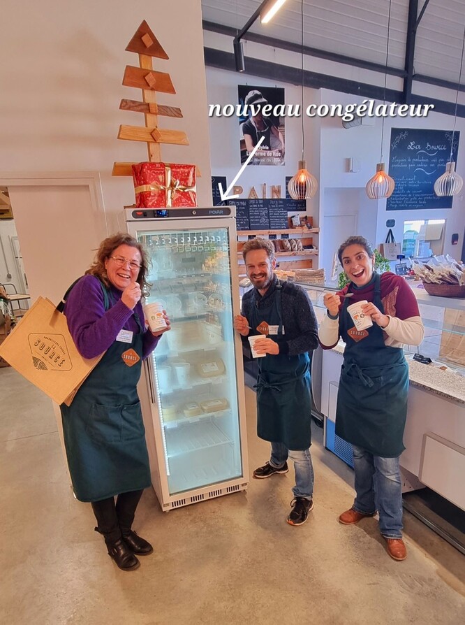 Des nouvelles vitrines pour votre magasin La Source